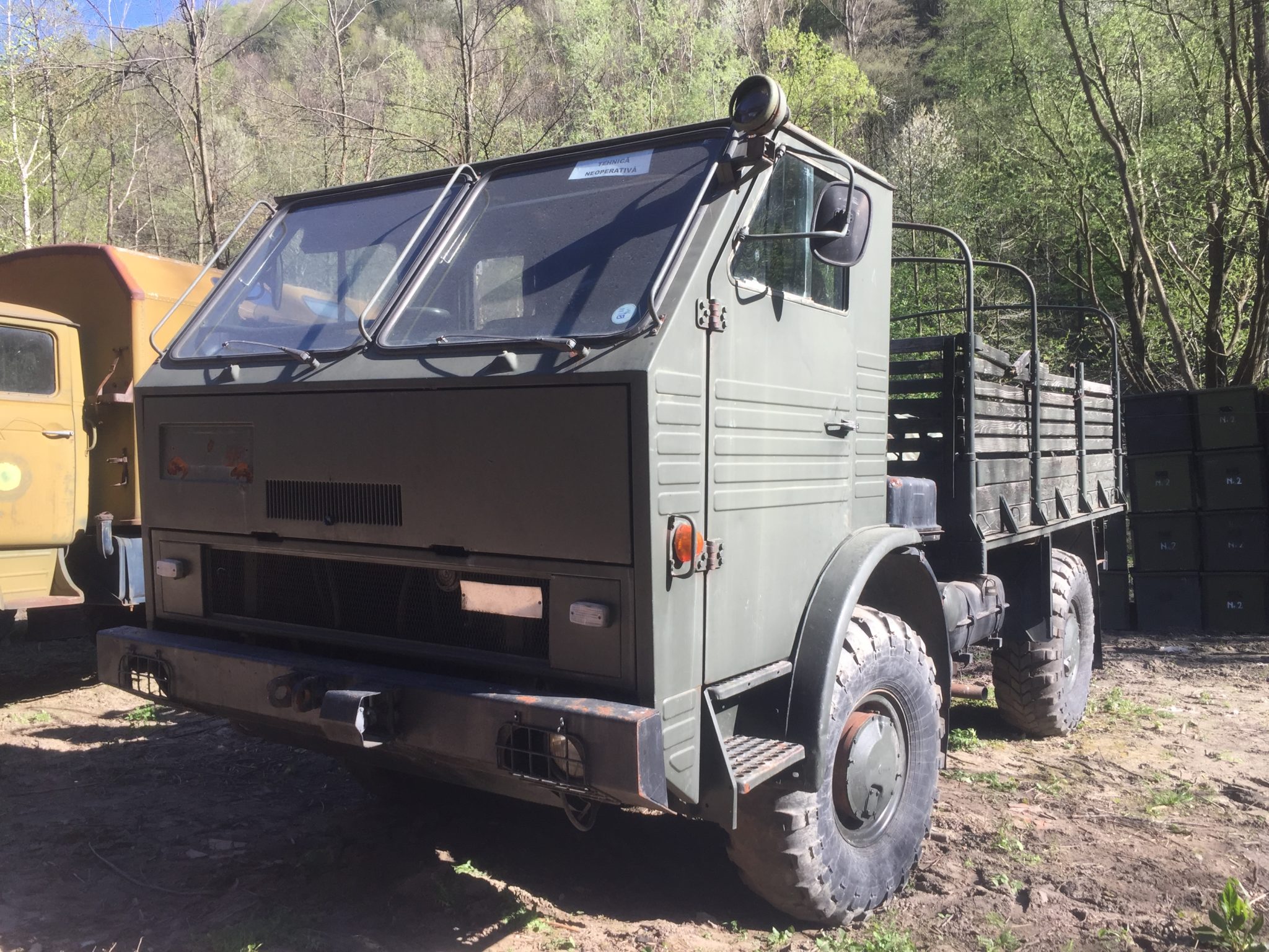 Camion militar DAC – Armata Română - echipamente militare